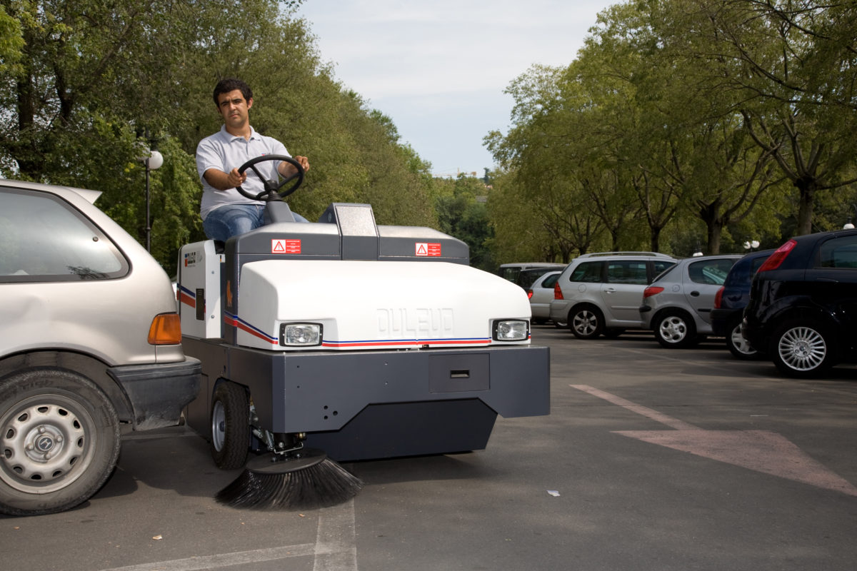 Dulevo 100 EH Elektrisk feiemaskin - Bimo AS - Industrielle renholdsmaskiner